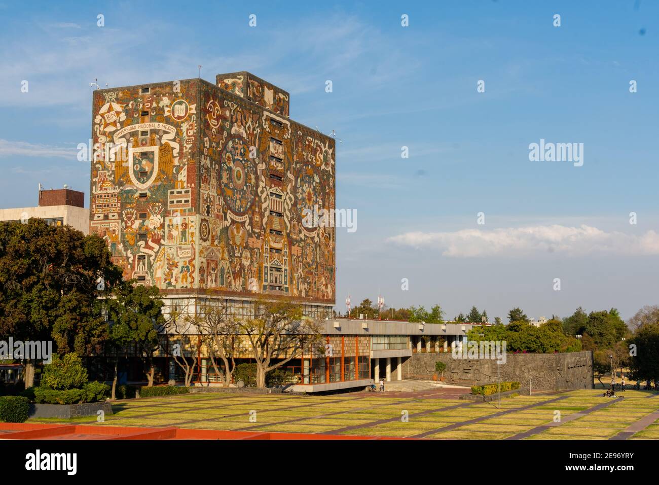 Mexican mural garden hi-res stock photography and images - Alamy