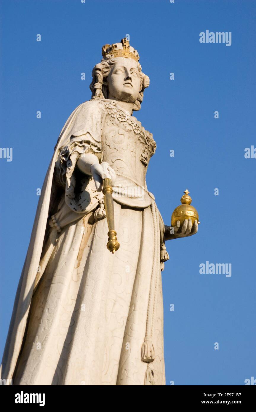 Queen Anne Statue Sculpture High Resolution Stock Photography and ...