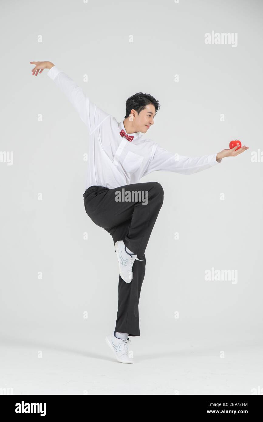 Asian male ballet dancer hi-res stock photography and images - Alamy