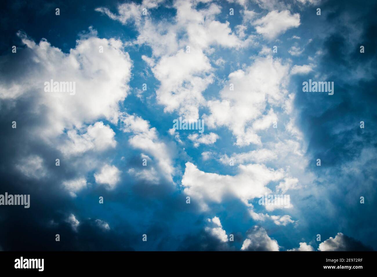 Going to rain hi-res stock photography and images - Alamy