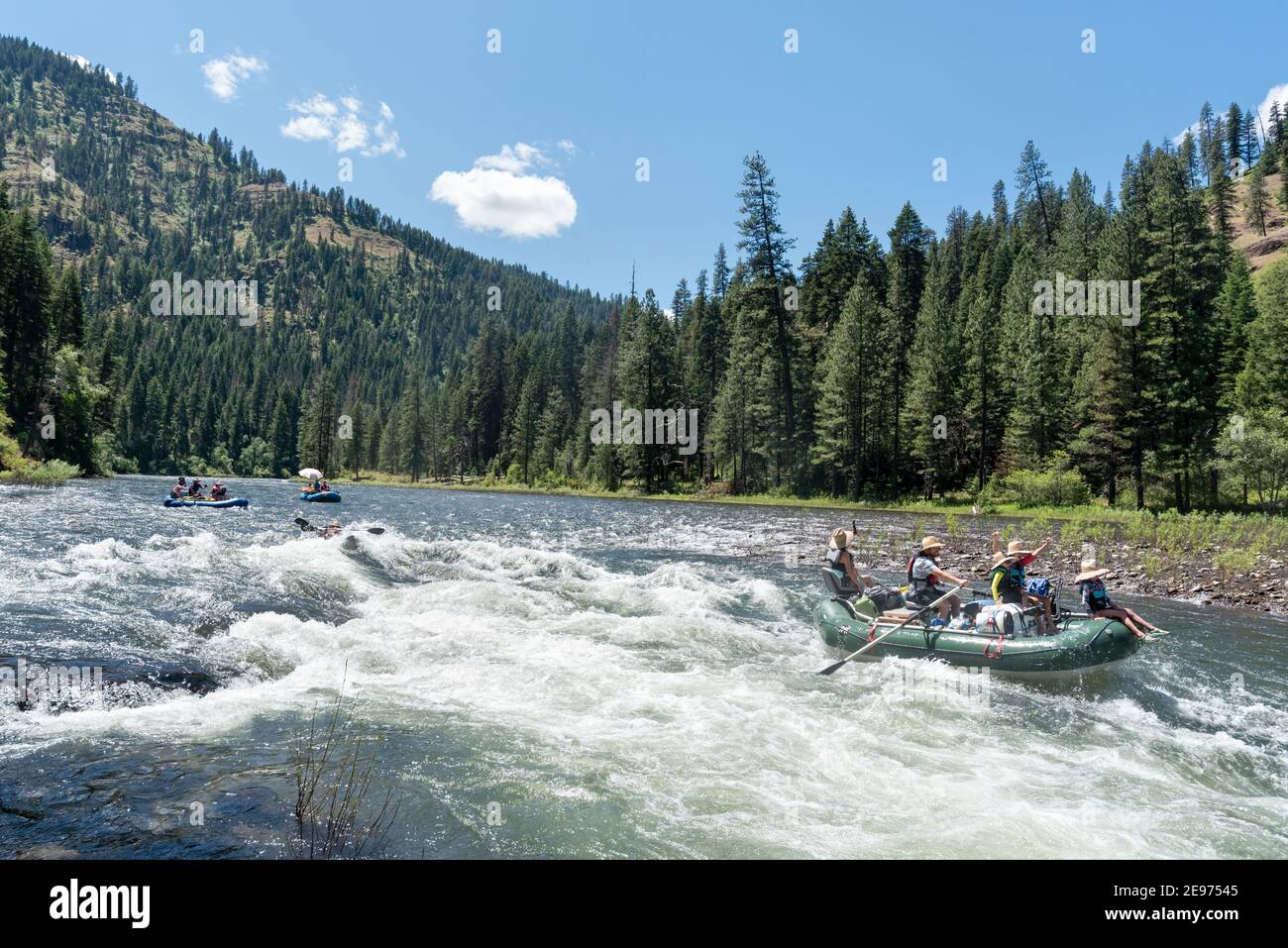 Raft trip on Oregon's Grande Ronde River Stock Photo - Alamy