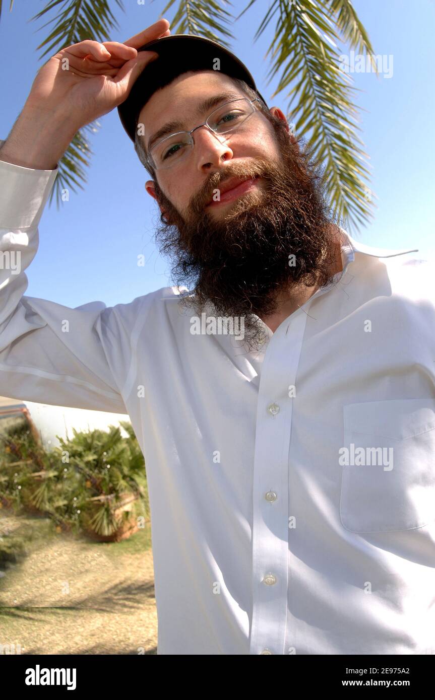 Matisyahu at the 2006 Coachella festival in Indio, CA. © David Atlas ...