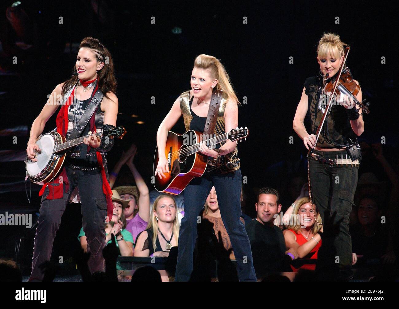 Dixie chicks 2003 hi-res stock photography and images - Alamy