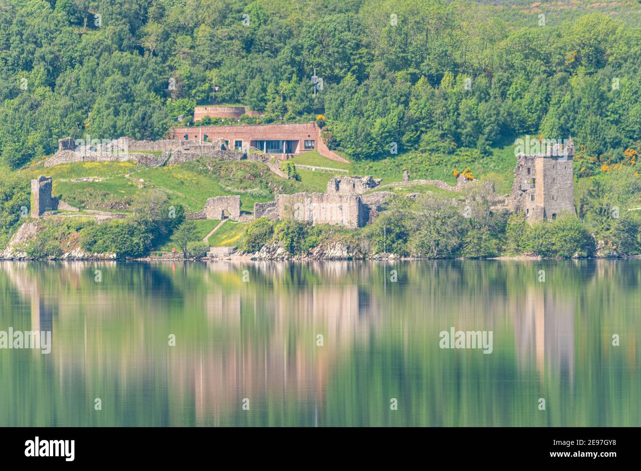 Loch ness urquhart castle hi-res stock photography and images - Alamy
