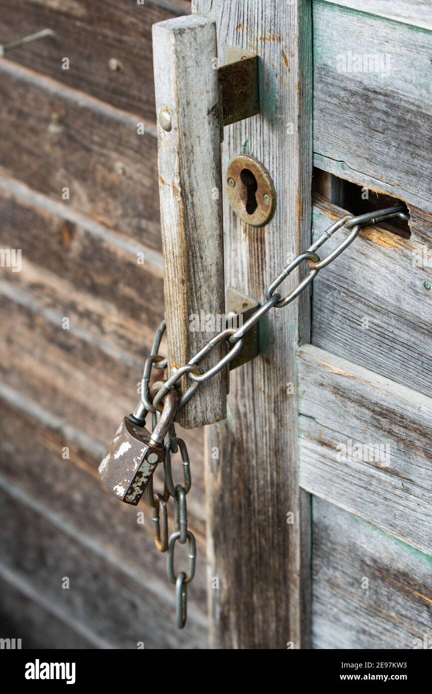 Poor doors hi-res stock photography and images - Alamy