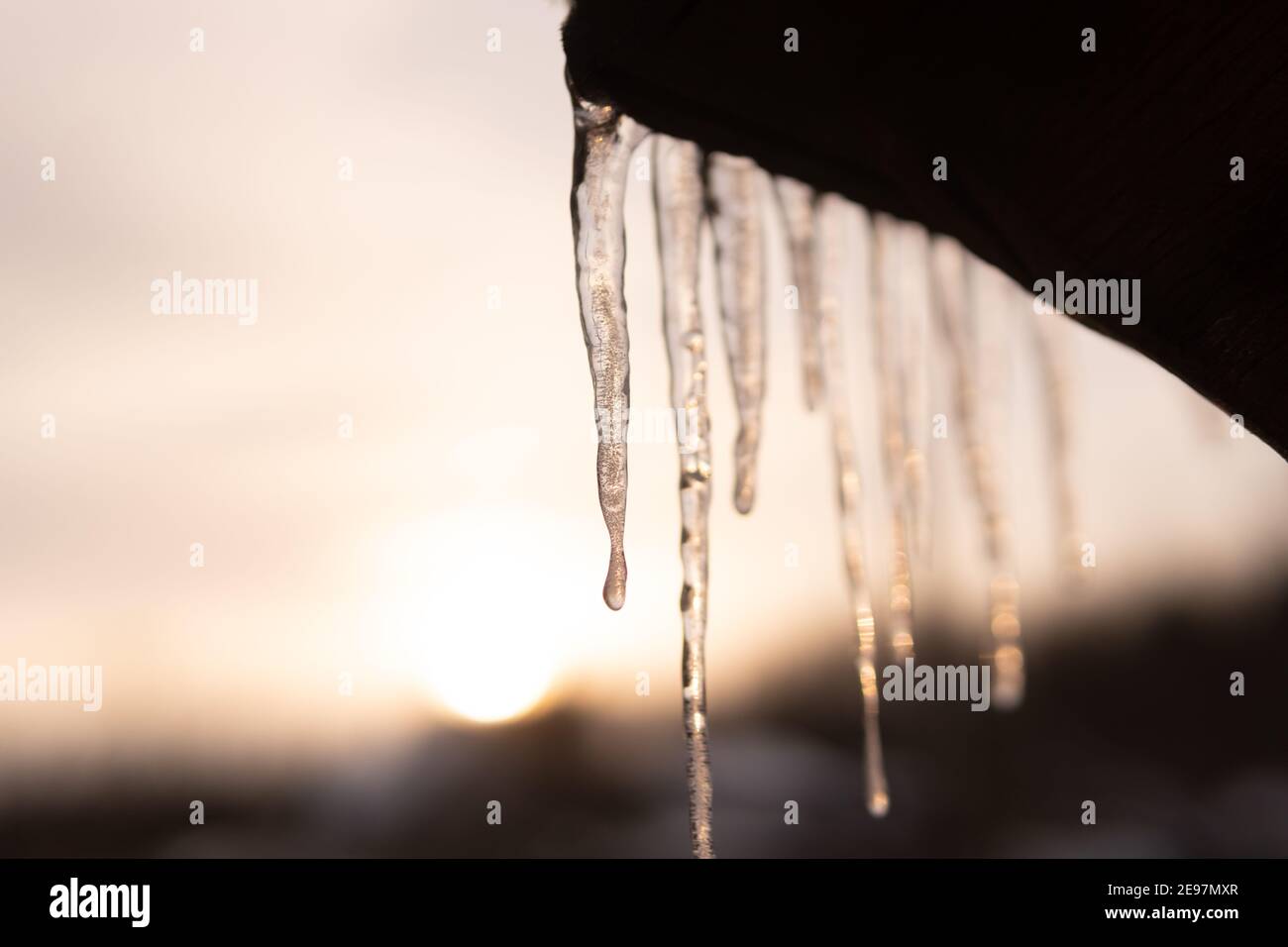 Sun safety tips hi-res stock photography and images - Alamy