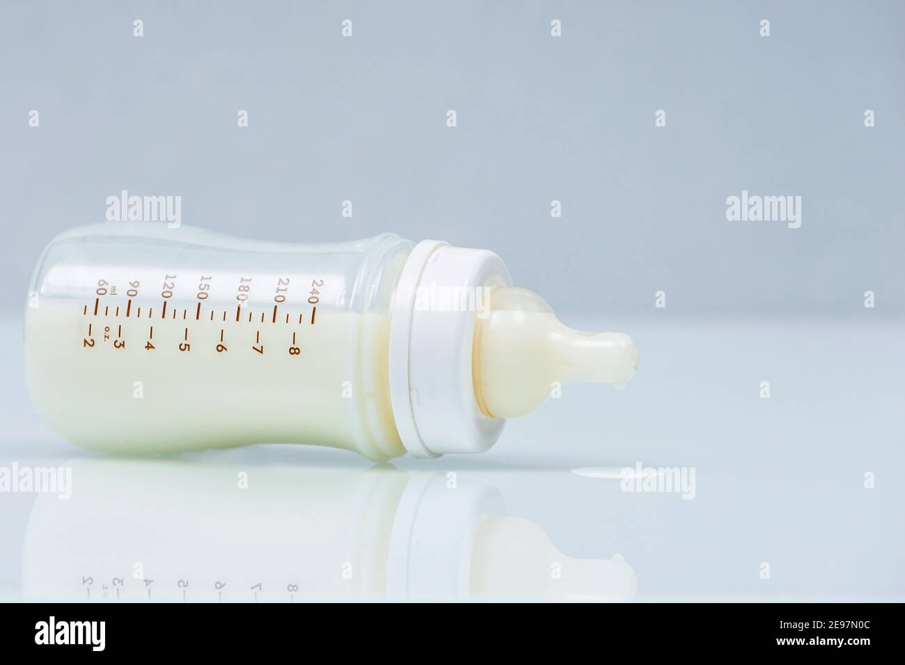 Spilling drink child hi-res stock photography and images - Alamy