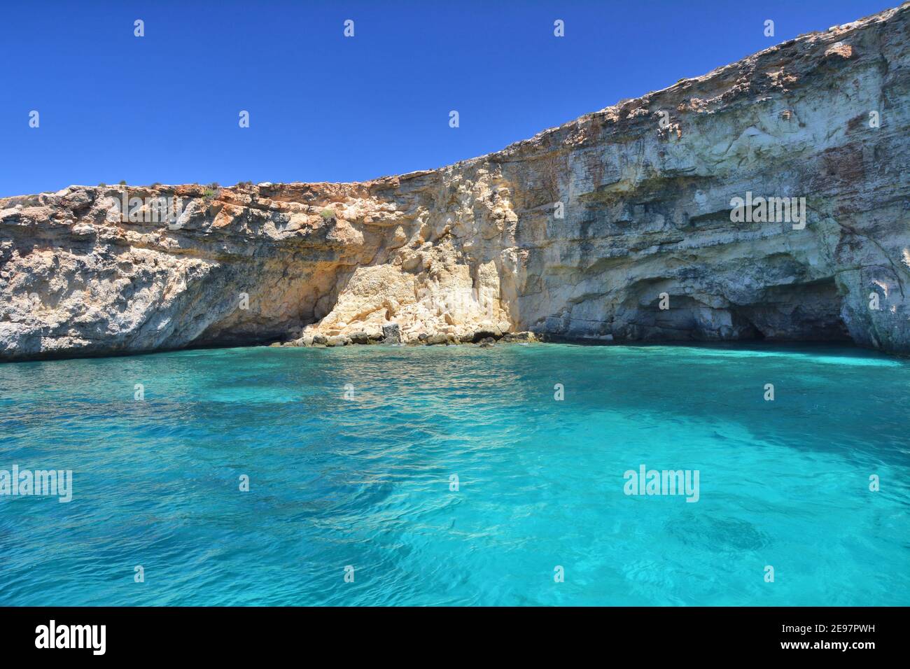 Crystal lagoon bay at Comino island, Malta Stock Photo - Alamy