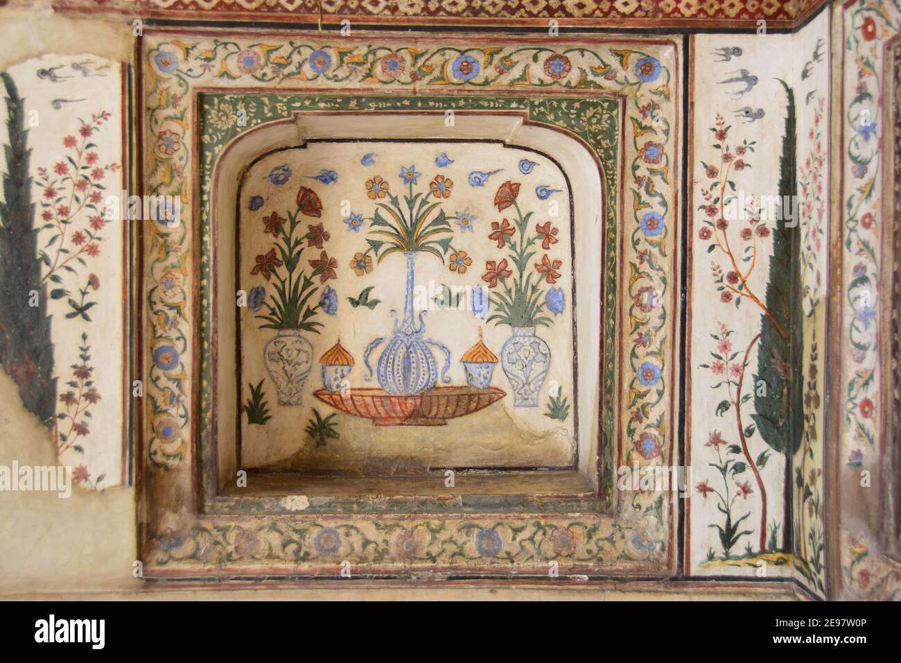 Ud daula hi-res stock photography and images - Alamy