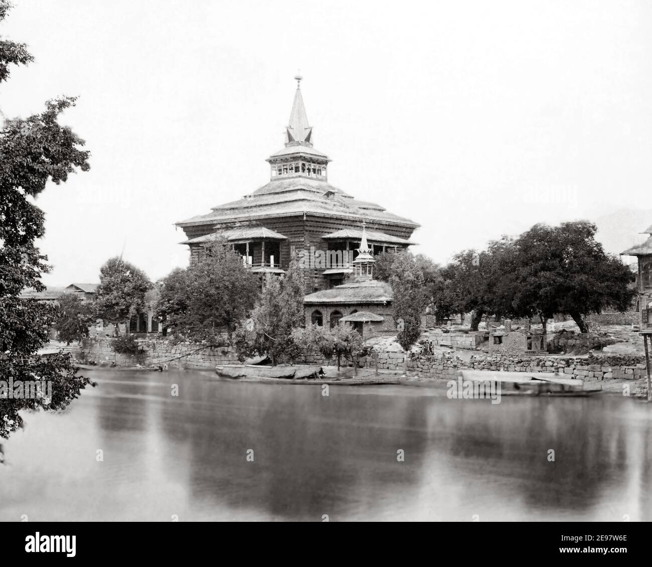 Late 19th century photograph - Shah Hamdan Masjid, Srinagar, Kashmir ...
