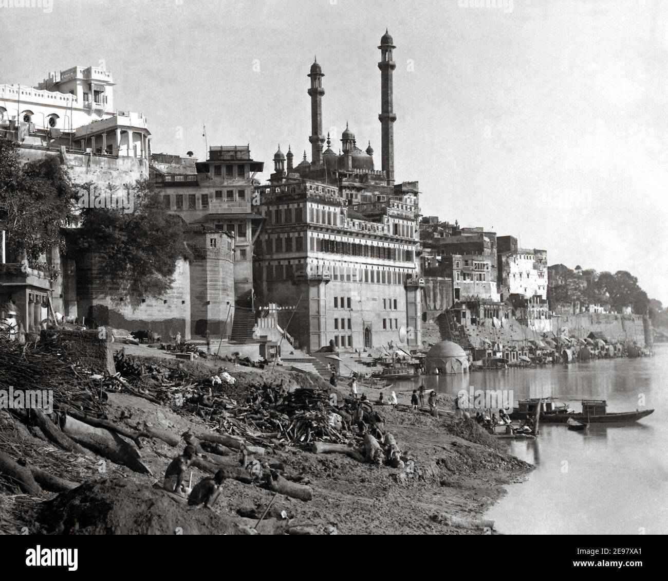Late 19th century photograph - view of Benares/, aranasi, India Stock ...