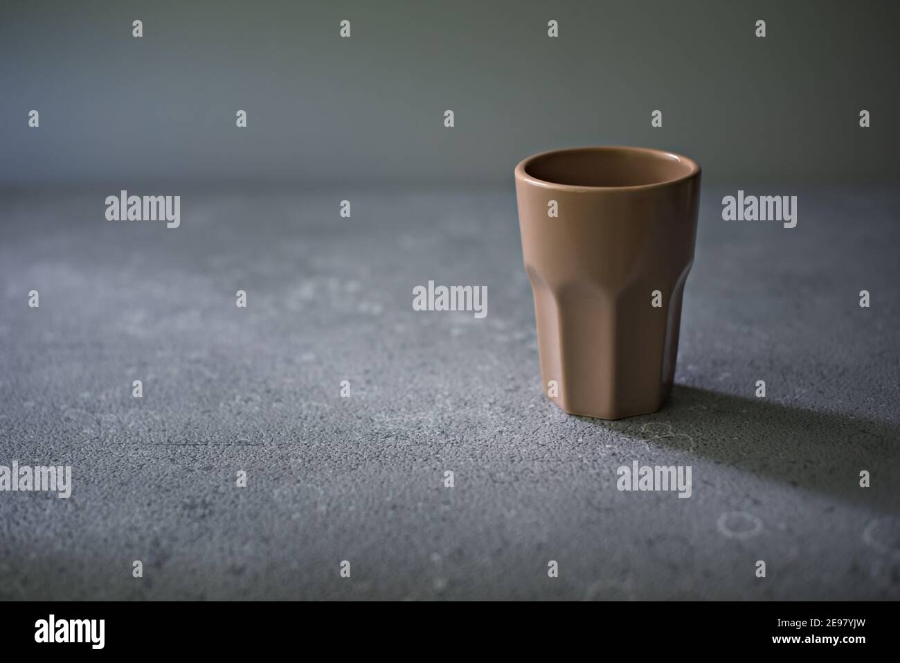 Glass stands hi-res stock photography and images - Alamy