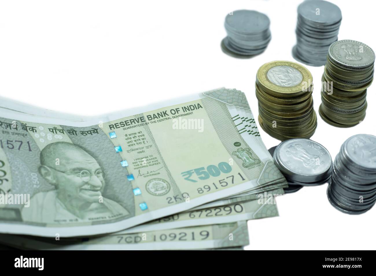 Indian currency notes coin hi-res stock photography and images - Alamy