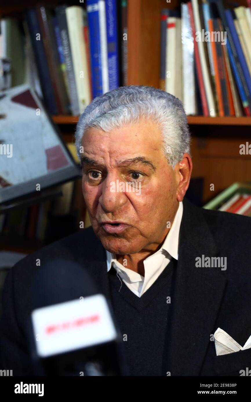 Zahi hawass hi-res stock photography and images - Alamy