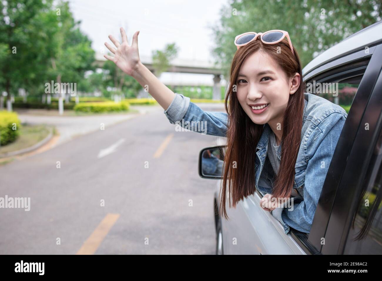 Japanese young woman driving car hi-res stock photography and images ...