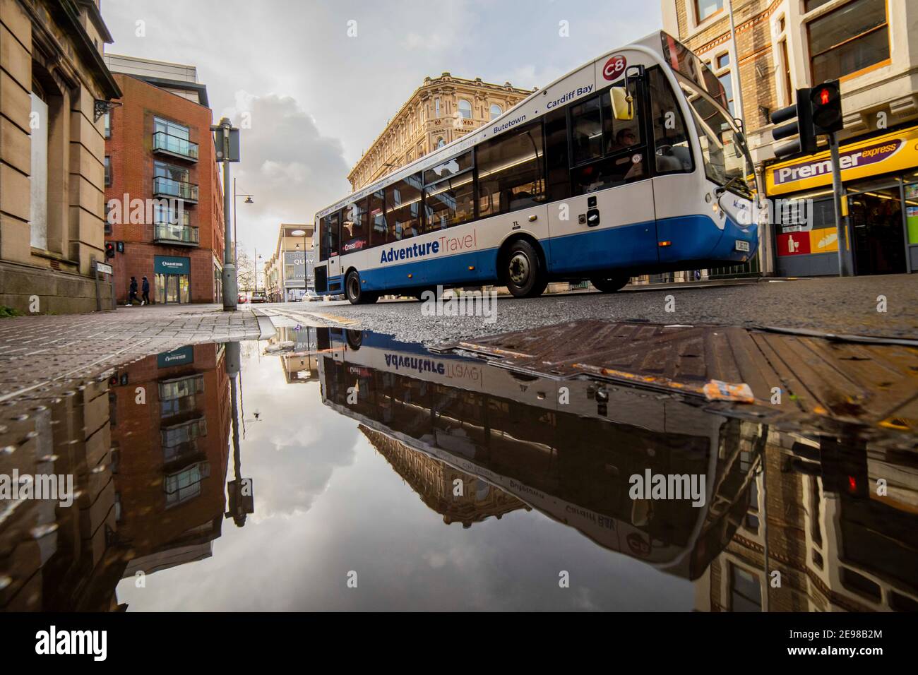 Adventure travel wales bus hi-res stock photography and images - Alamy
