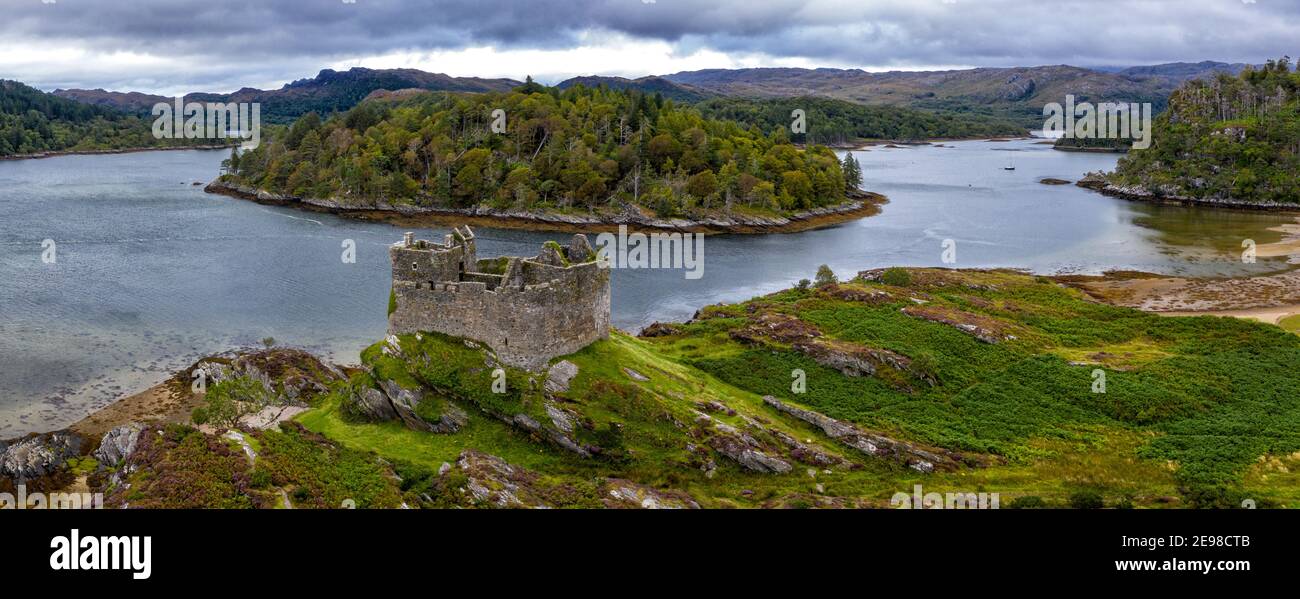 Castle tioram aerial hi-res stock photography and images - Alamy