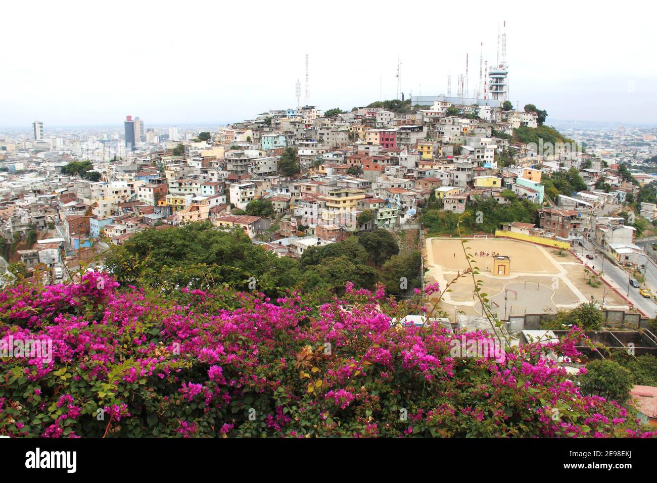 Guayaquil ecuador boardwalk hi-res stock photography and images - Alamy