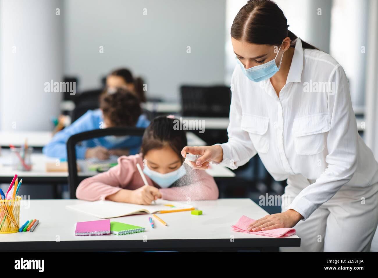 Children cleaning classroom hi-res stock photography and images - Alamy