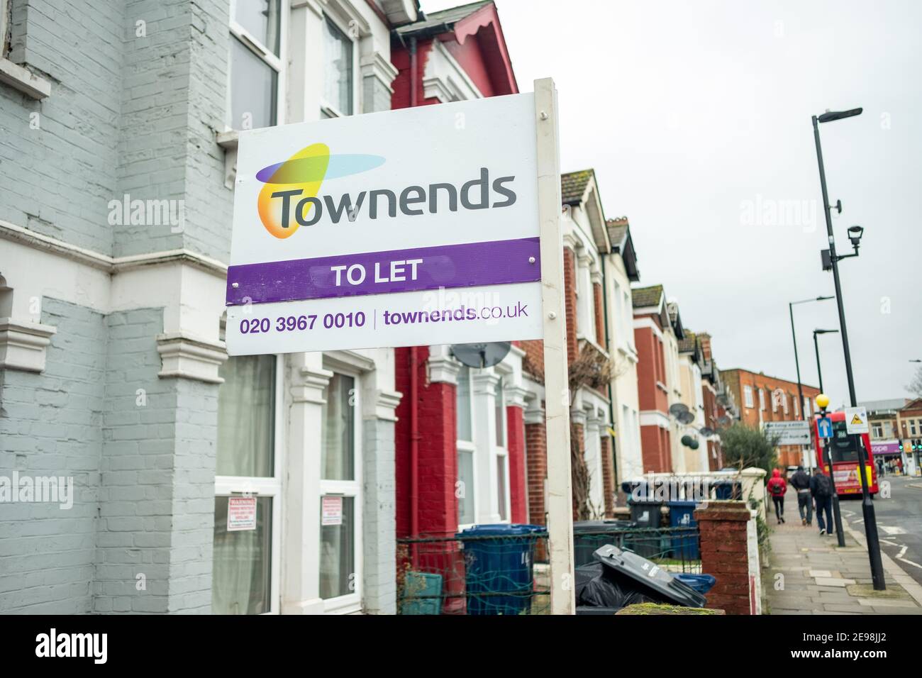 Sign london uk signs hi-res stock photography and images - Alamy