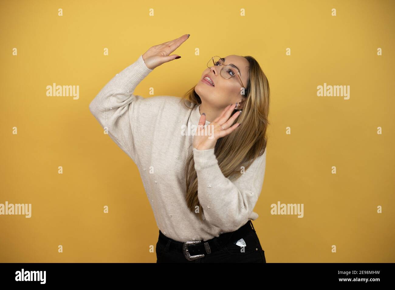 Girl falling ladder hi-res stock photography and images - Alamy