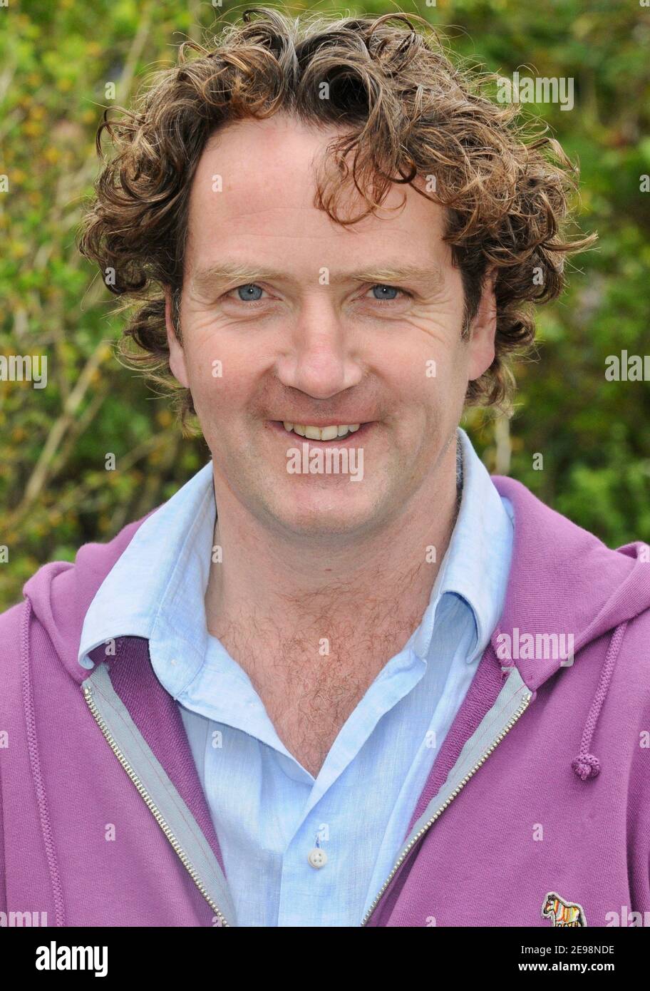 Chelsea flower show diarmuid gavin hi-res stock photography and images ...