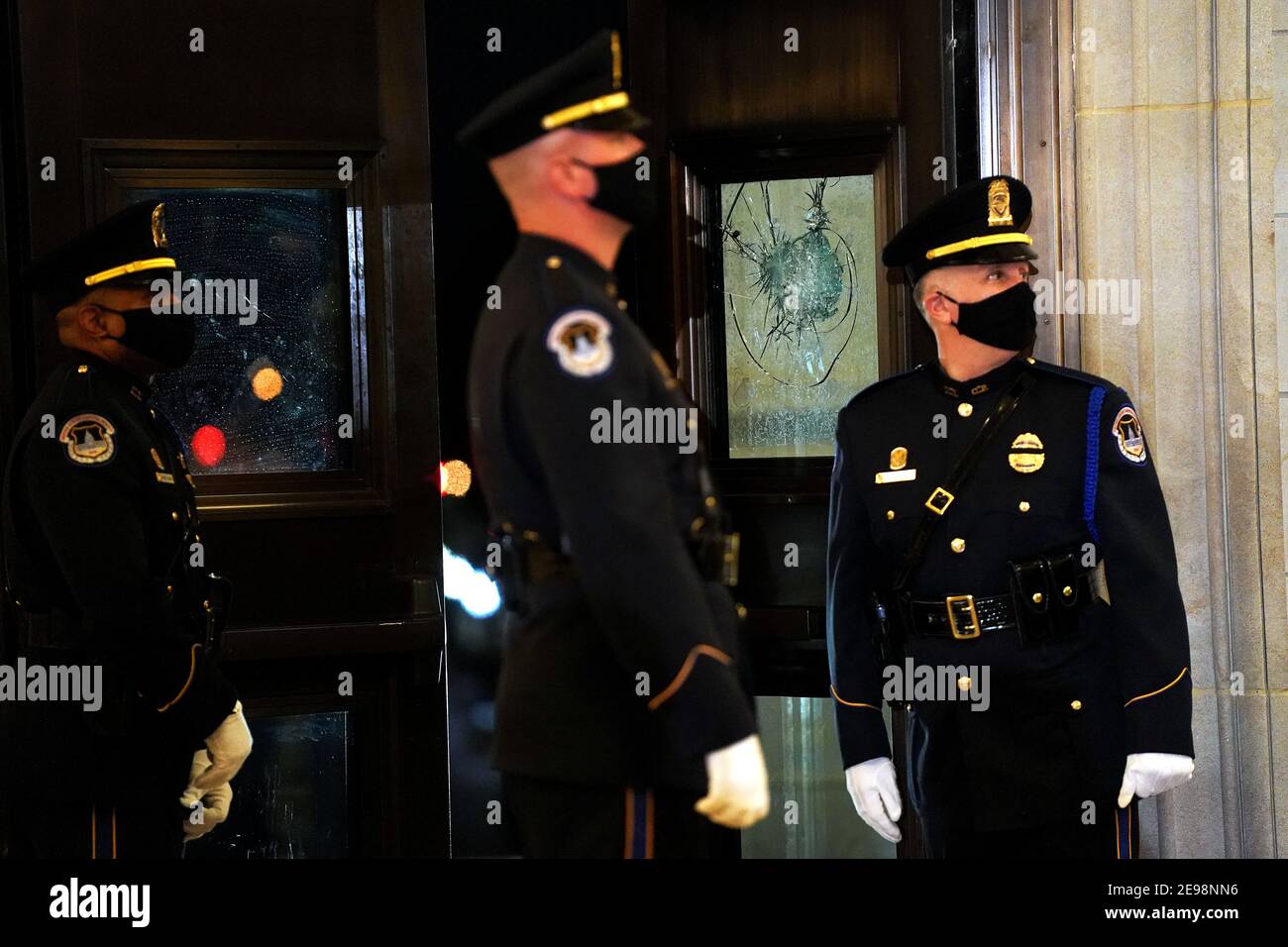 Members of the Capitol Police pay their respects to the late Capitol ...