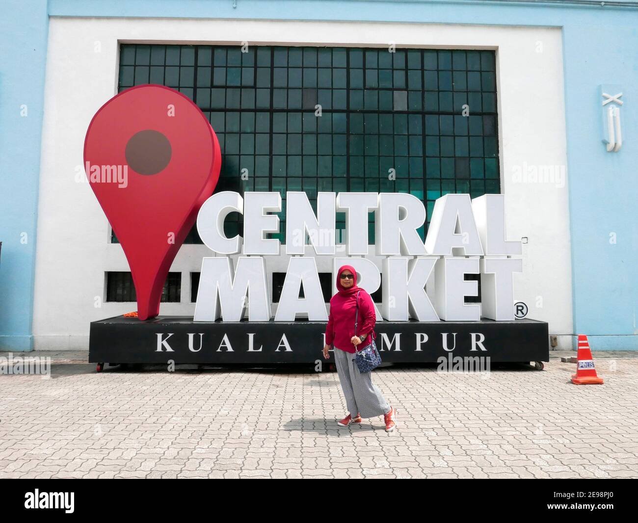 Kuala lumpur sign central market hi-res stock photography and images ...