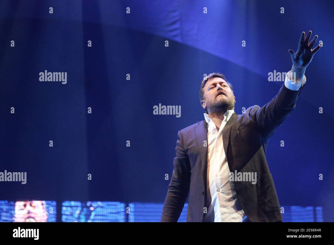 Guy Garvey of Elbow live at the O2 during the last gig of their current ...