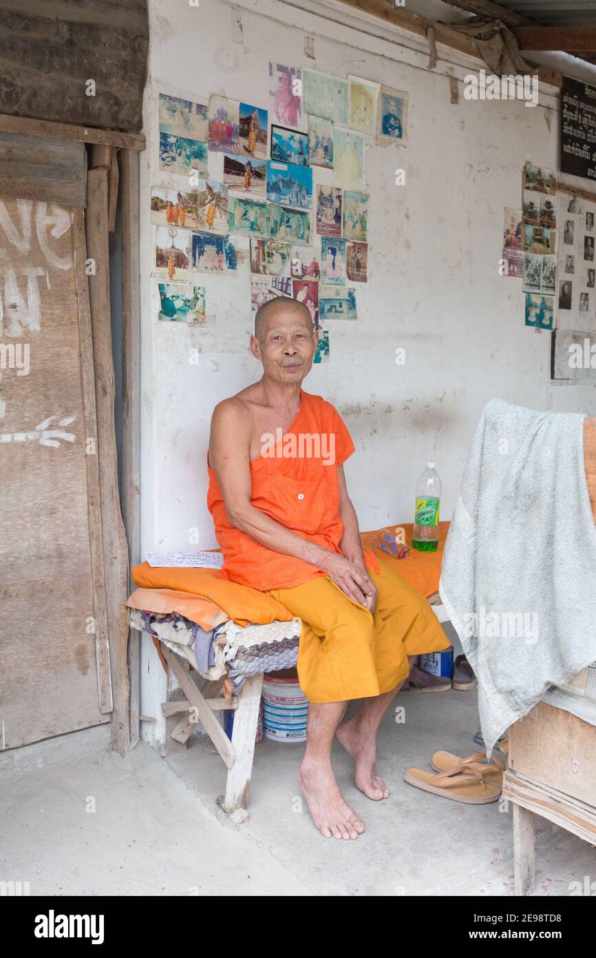 portrait of a monk Stock Photo - Alamy