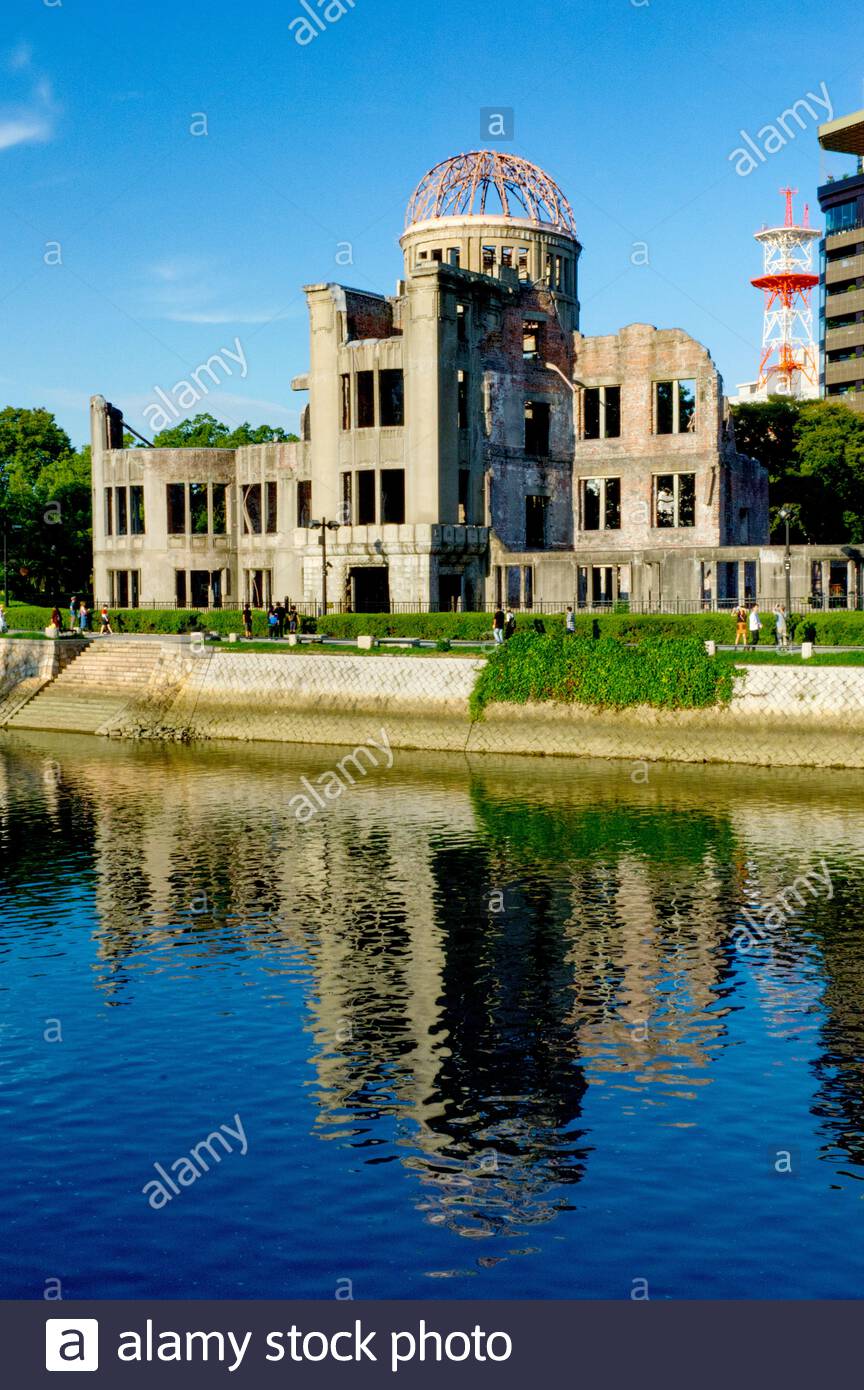 World War Ii Atomic Bomb High Resolution Stock Photography and Images ...