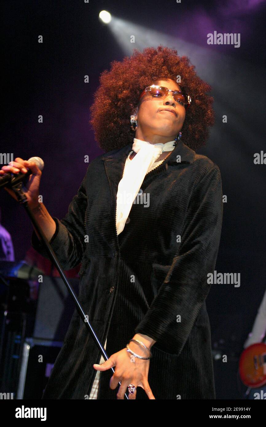 Macy gray in concert london hi-res stock photography and images - Alamy
