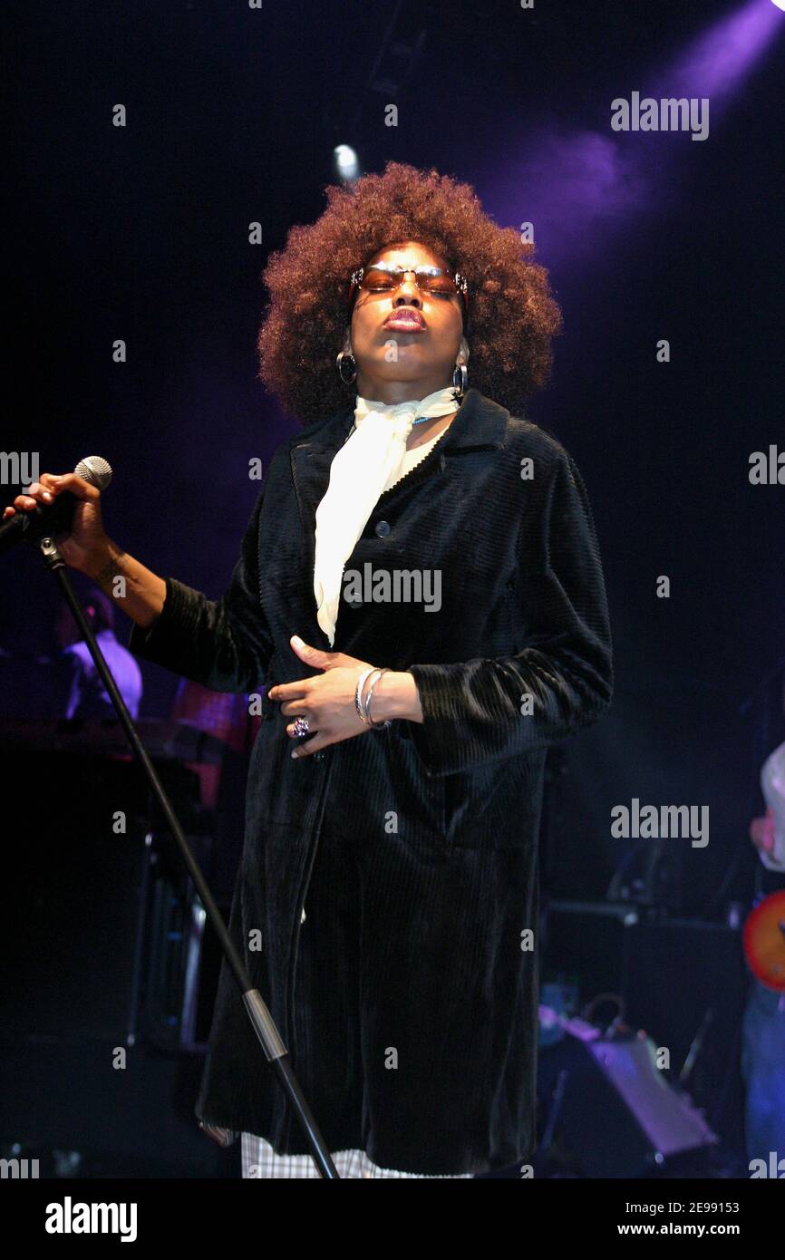 Macy gray in concert london hi-res stock photography and images - Alamy