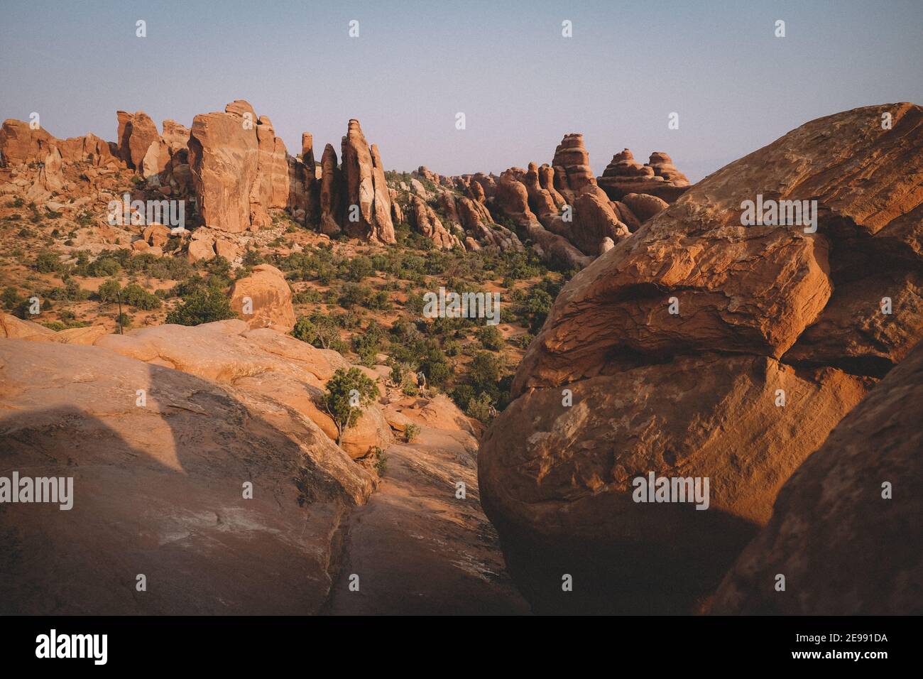 Beautiful desert scene hi-res stock photography and images - Alamy