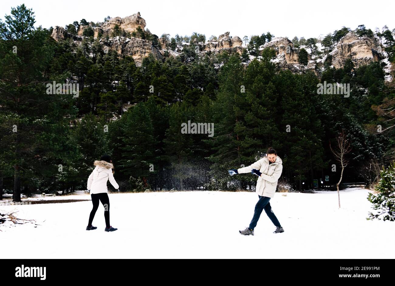 Throw snowballs at each other hi-res stock photography and images - Alamy