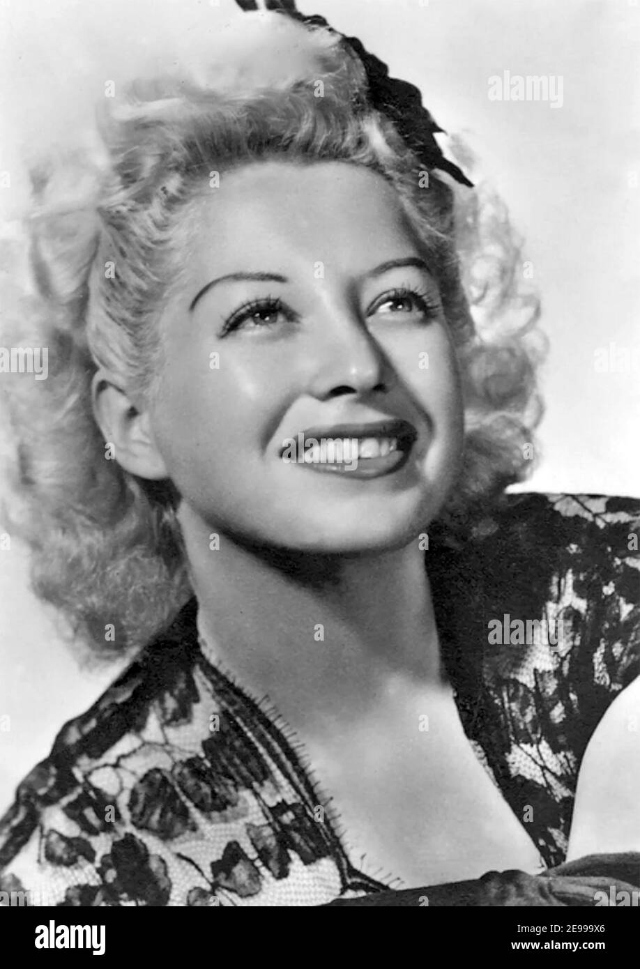 Forest singer hi-res stock photography and images - Alamy