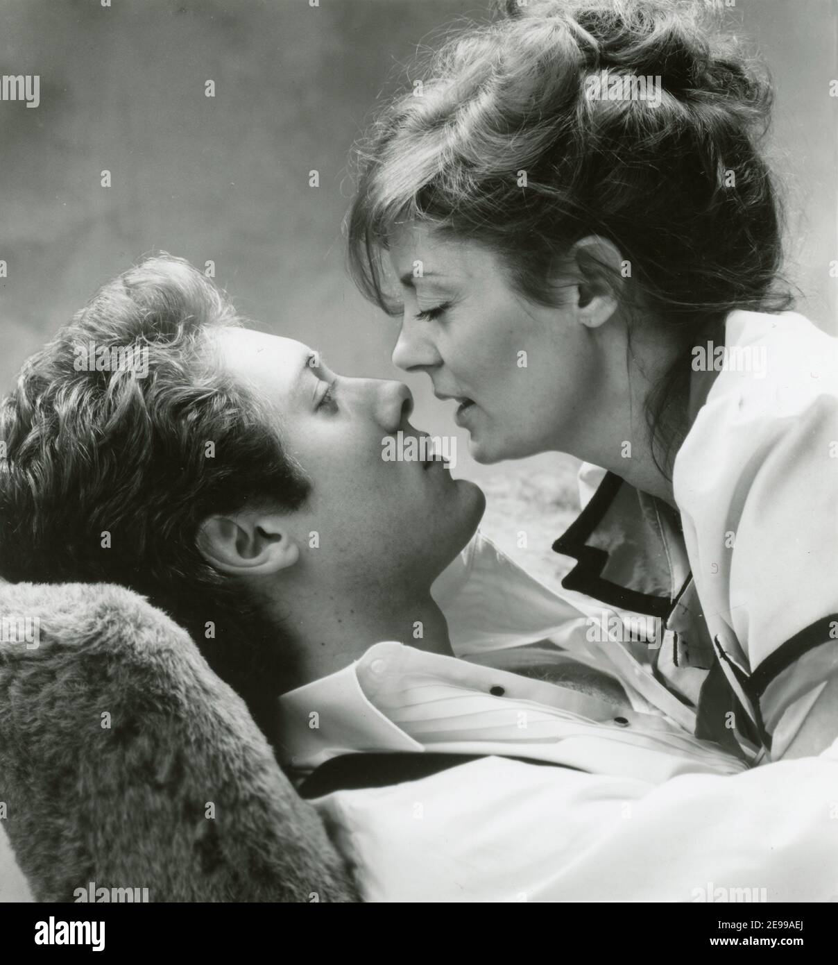 Los Angeles.CA.USA. James Spader and Susan Sarandon in (C) Universal ...