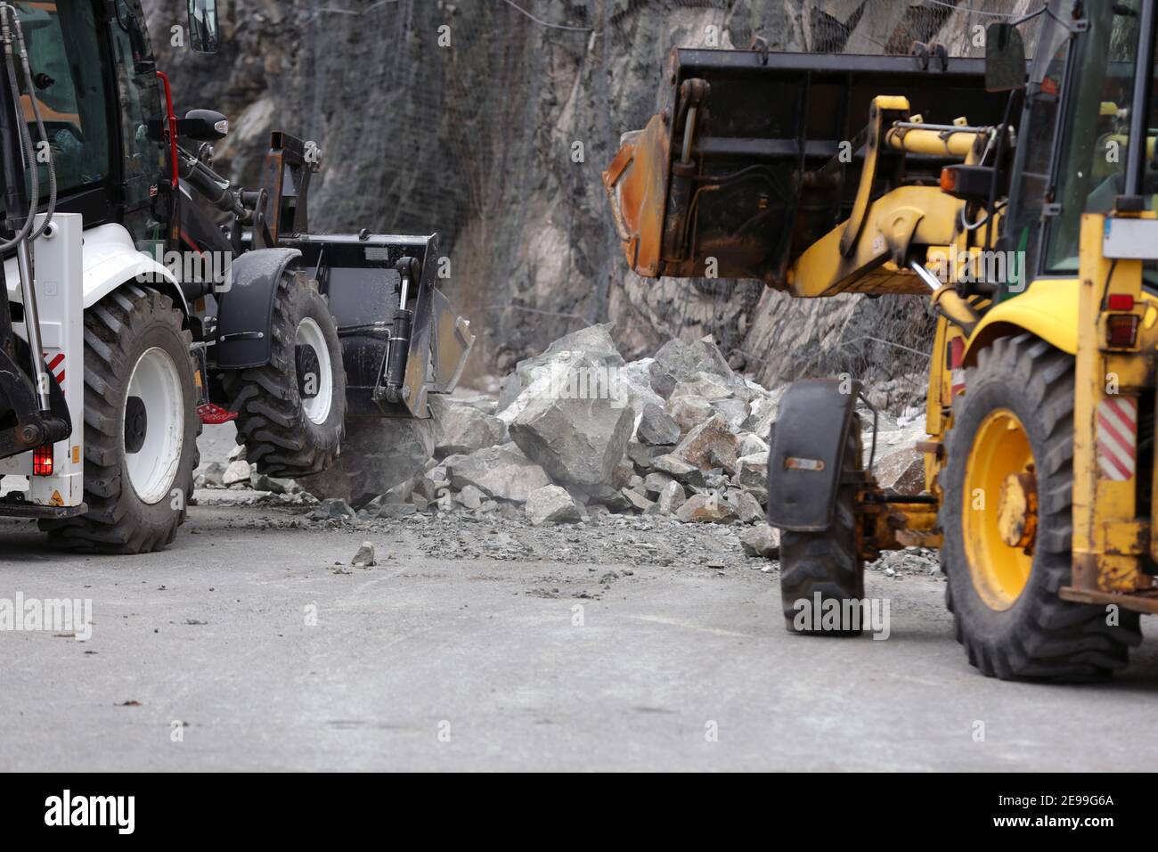 Disaster aftermath clean hi-res stock photography and images - Alamy