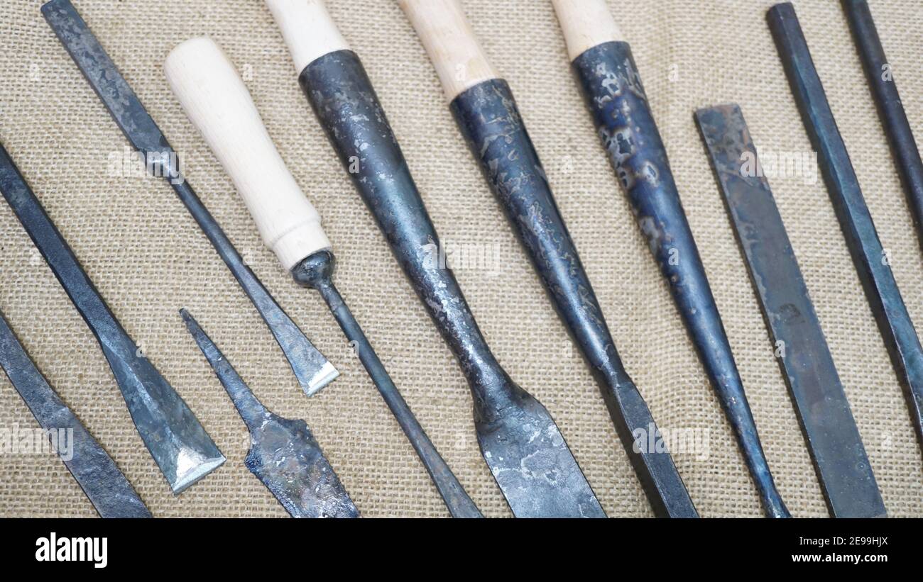 woodworking chisels of the Roman carpenter reconstruction by daegrad ...