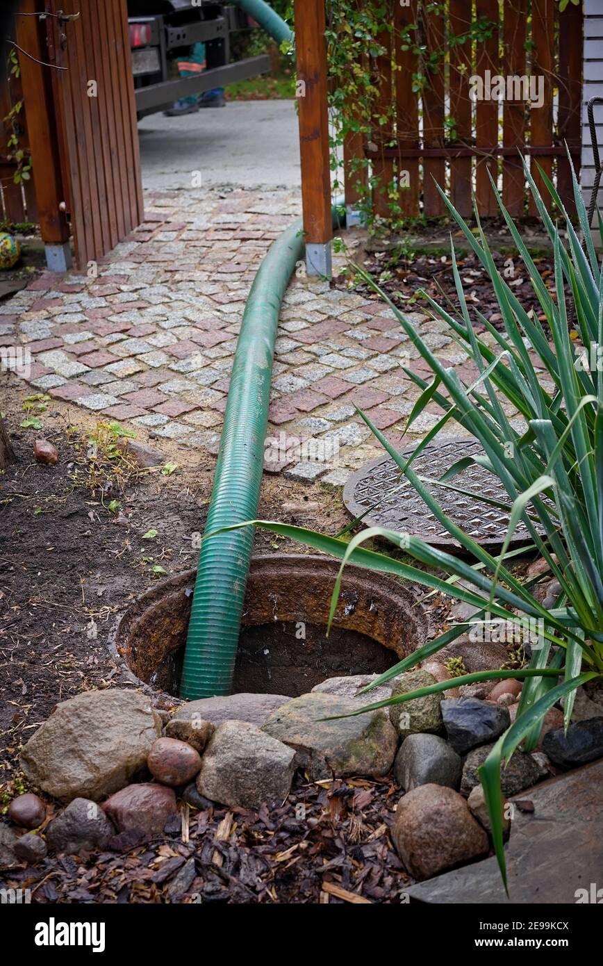 Septic tanks hi-res stock photography and images - Alamy