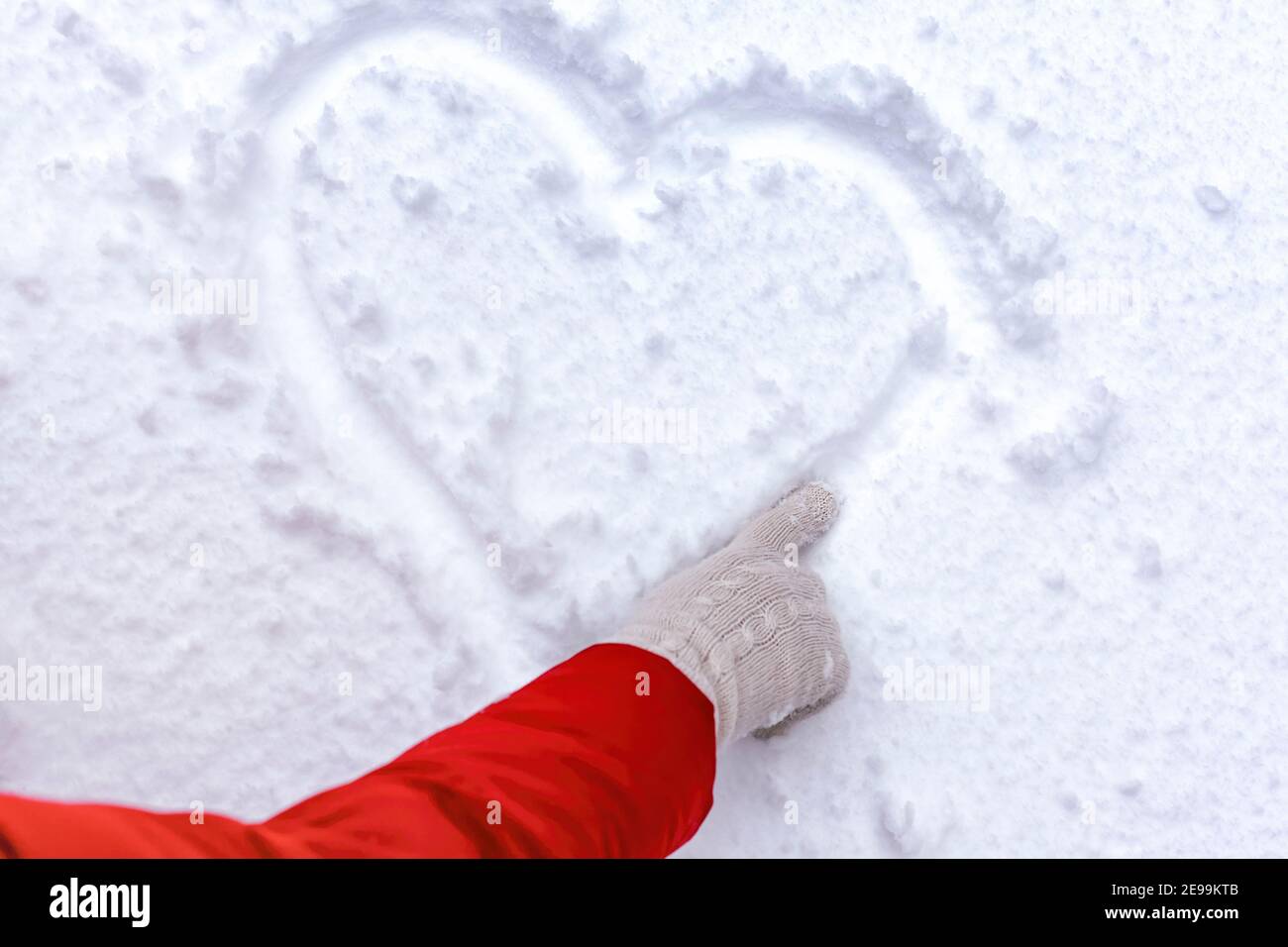 Snow Heart In Hand