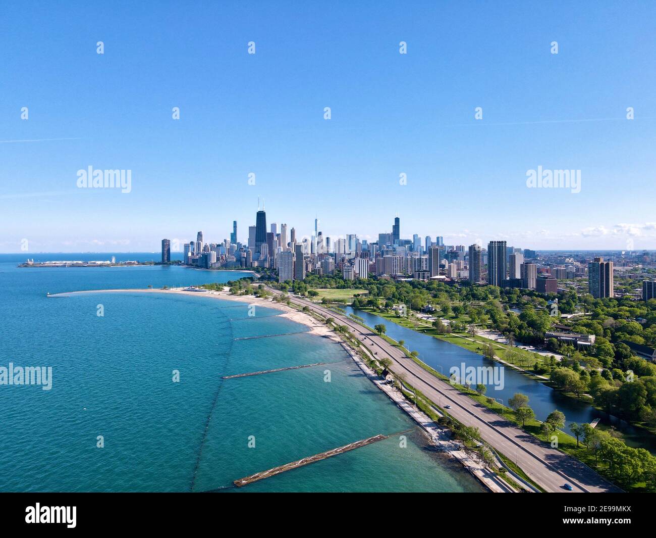 Chicago Skyline by the beach Stock Photo - Alamy