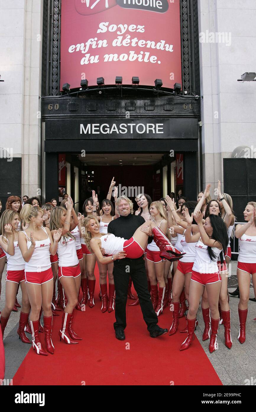 Richard branson photocall hi-res stock photography and images - Alamy