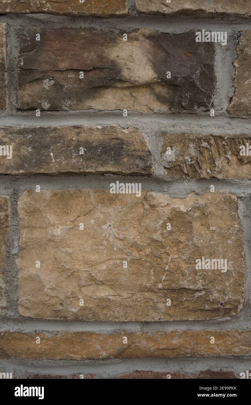 Rough hewn stone wall hi-res stock photography and images - Alamy