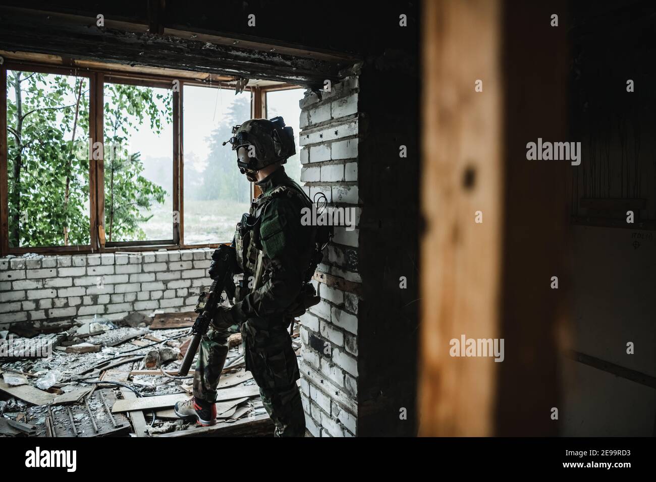 Shocked soldier hi-res stock photography and images - Alamy