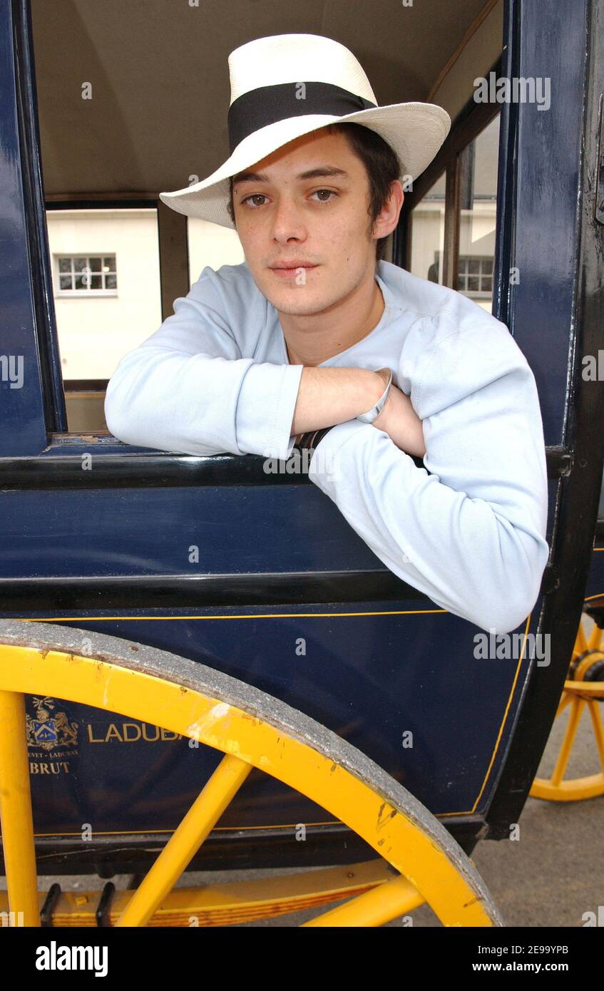 EXCLUSIVE. Actor Aurelien Wiik poses during the 2006 Annual Book and ...