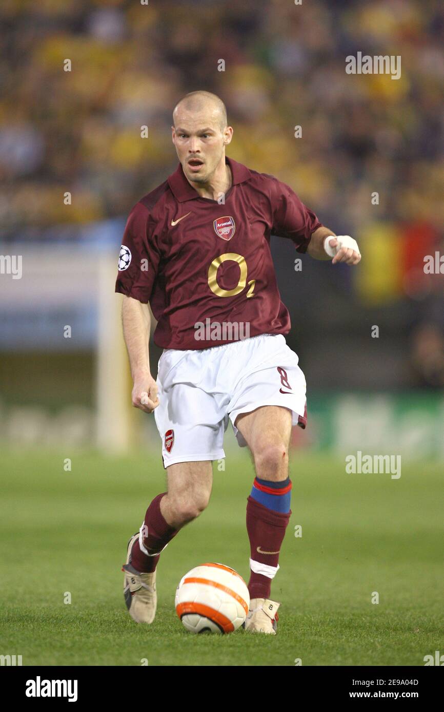 Freddie ljungberg football hi-res stock photography and images - Alamy
