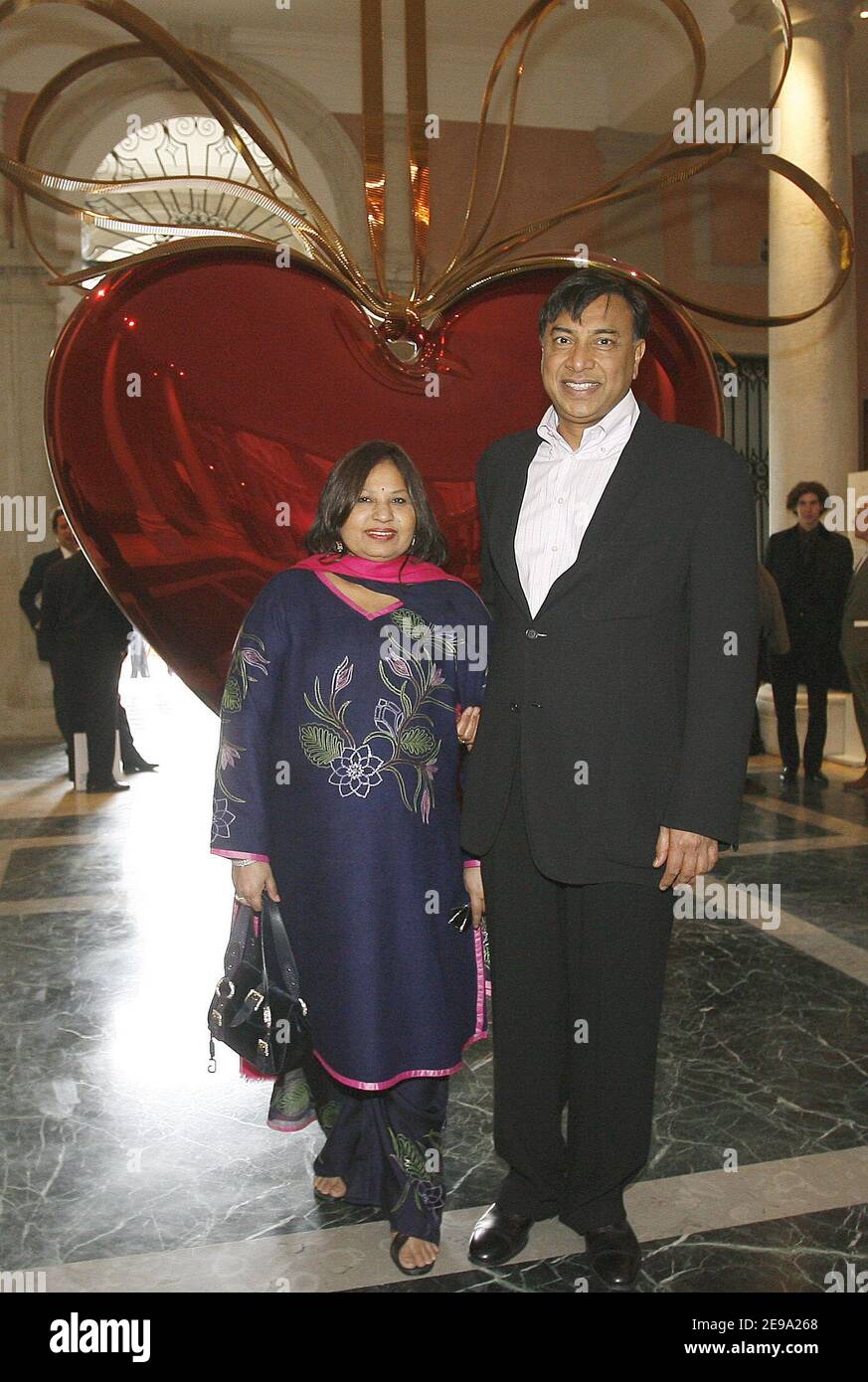 Lakshmi mittal wife hi-res stock photography and images - Alamy