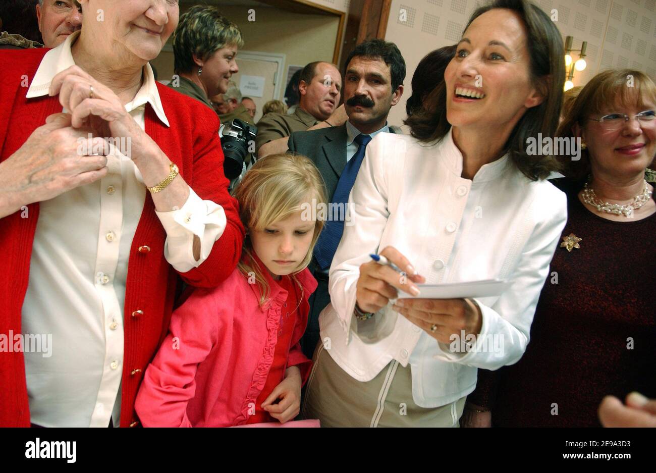 French 'Poitou-Charente' area president Segolene Royal visits Cambrin ...