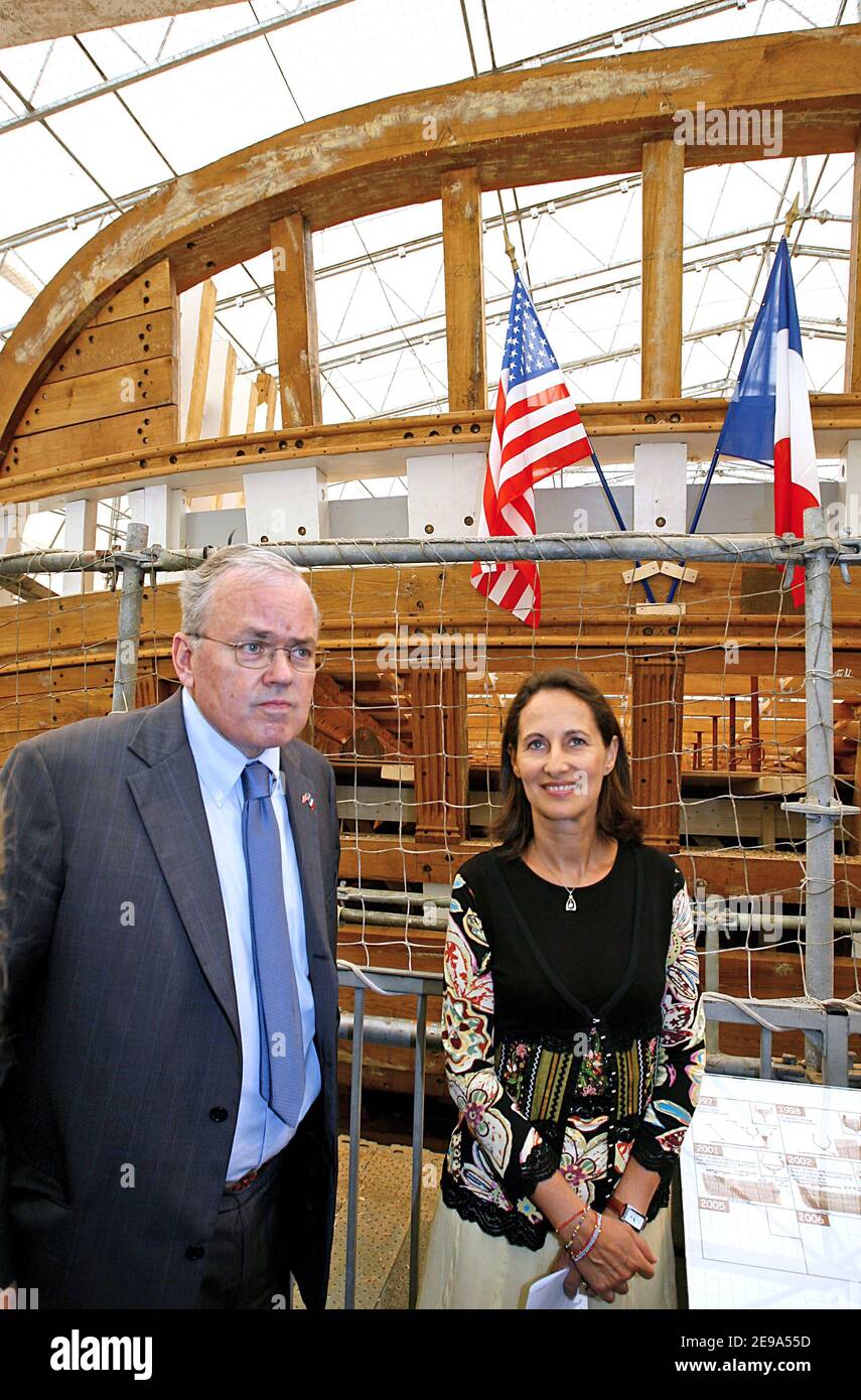 Drapeaux france belgique hi-res stock photography and images - Alamy